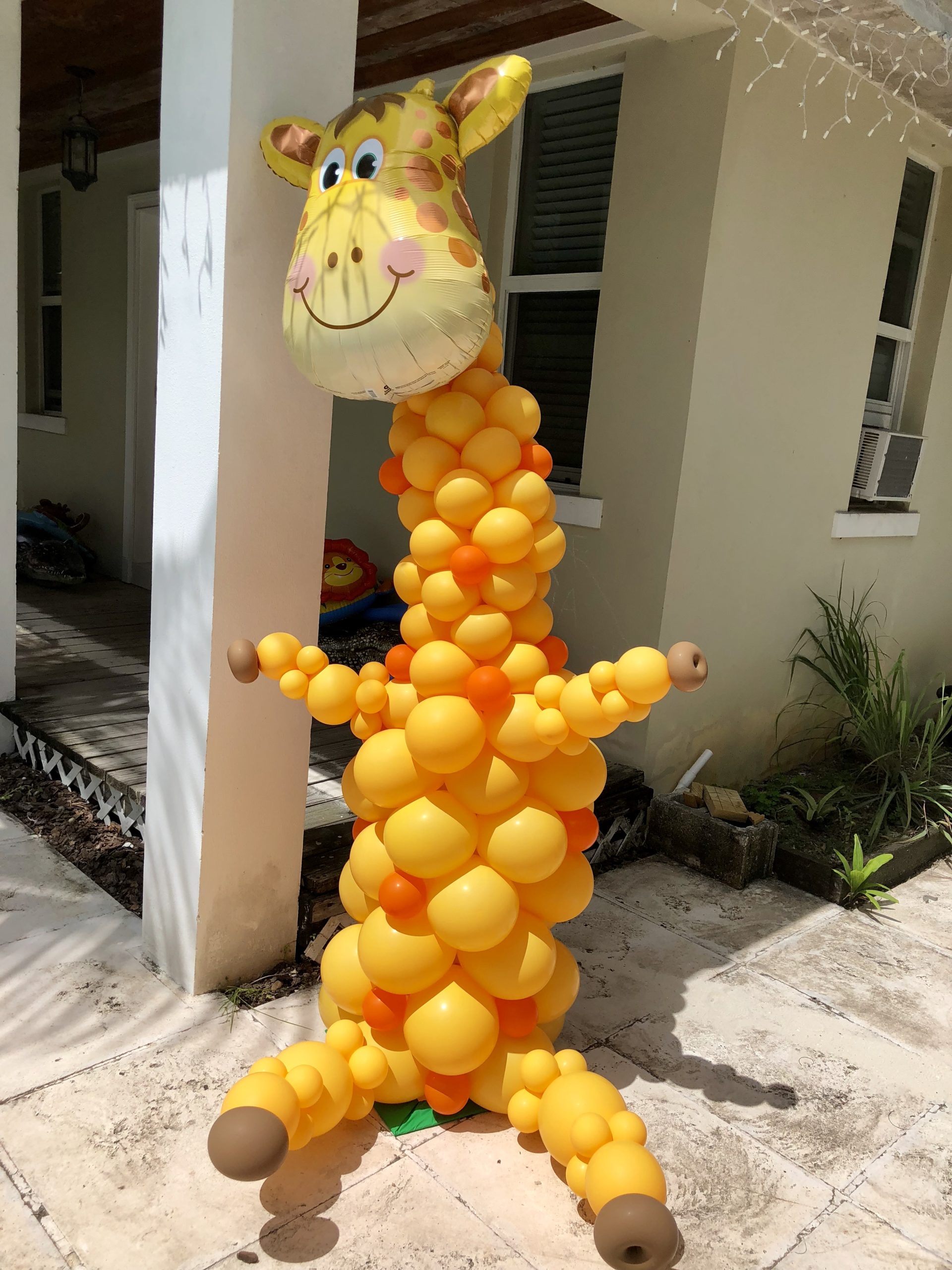 The Balloon People | Balloon Sculptures