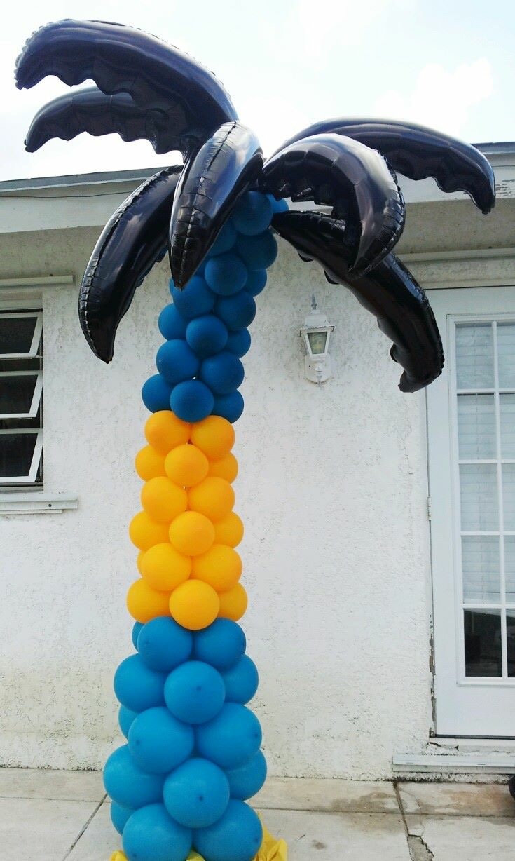 The Balloon People | Balloon Sculptures